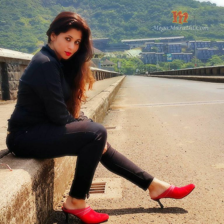 Deepali Sayed Marathi Actress Biography Photos Images Pics Wiki